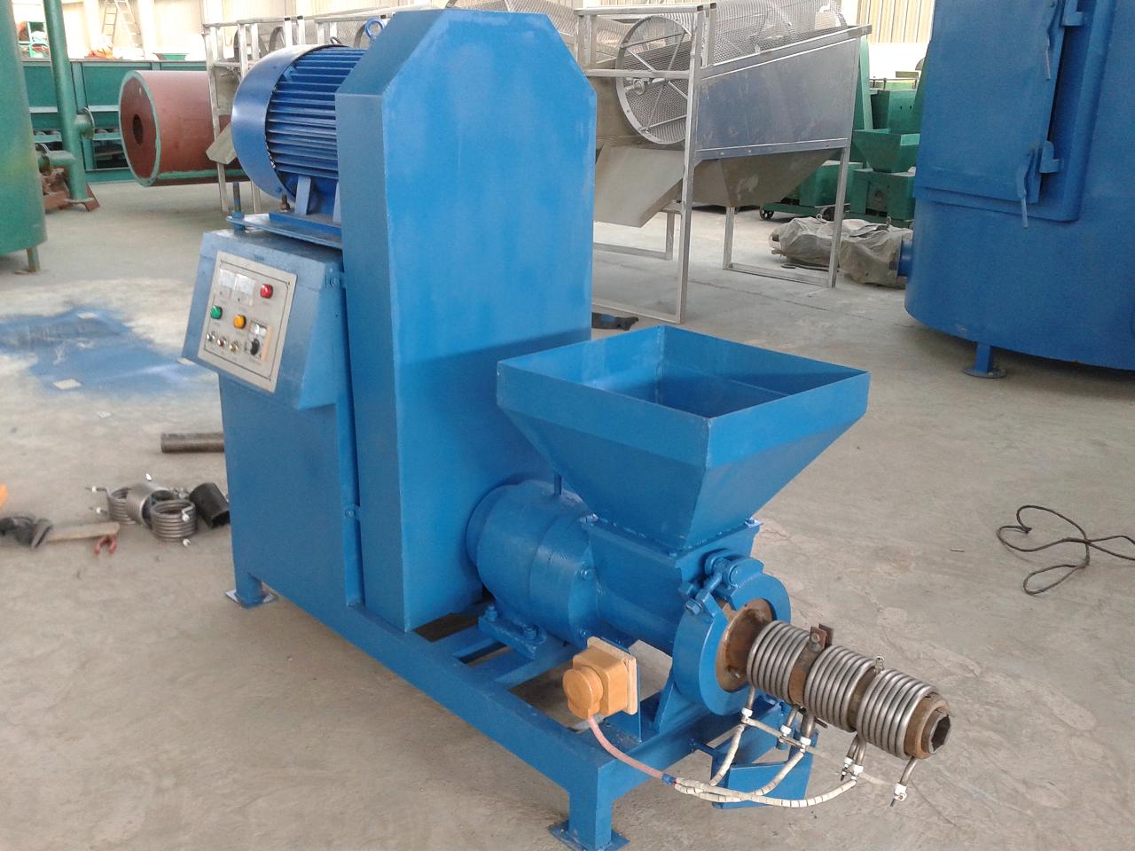 Biomass wood sawdust briquette machine from United Kingdom Manufacturer ...